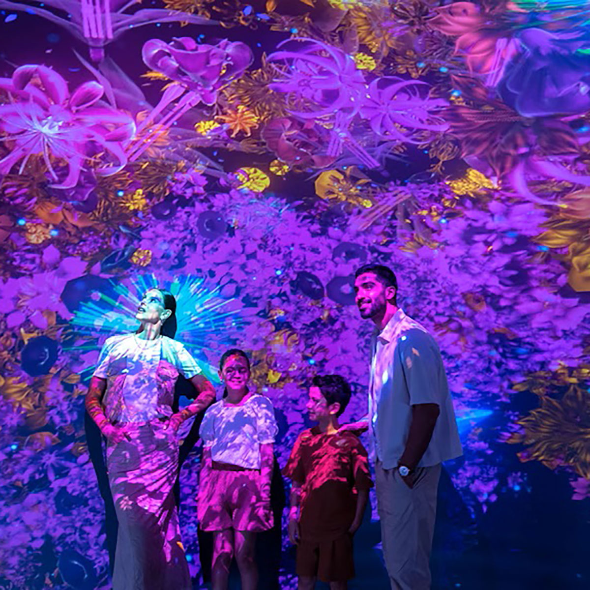 AYA UNIVERSE - Dubai Travel Hub